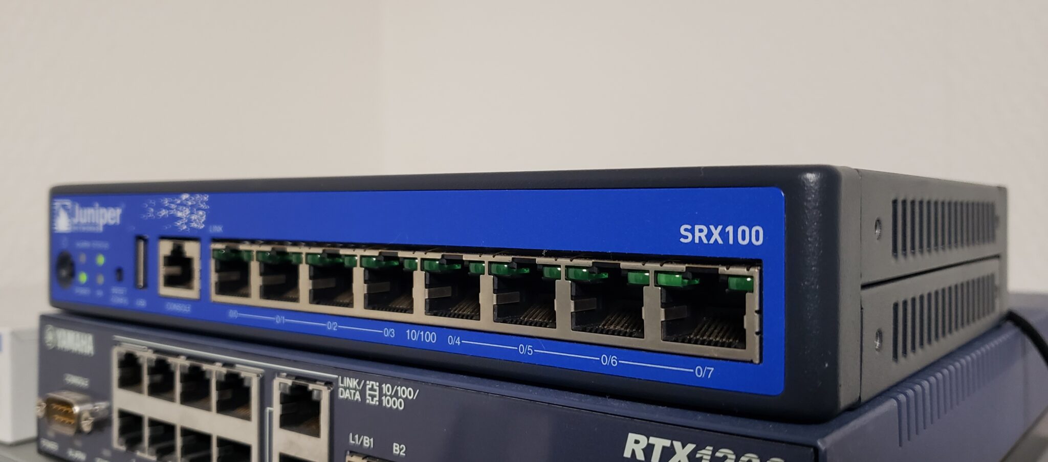 Juniper SRX100 基本設定 | izuminの備忘録