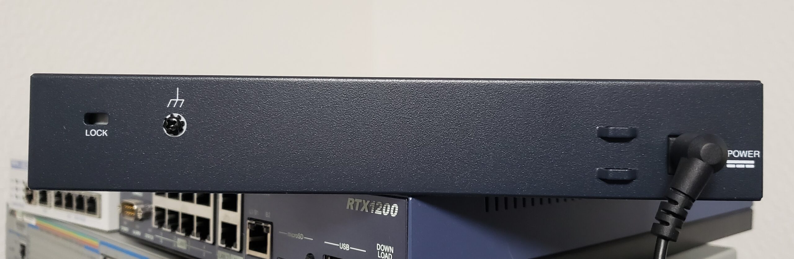 Juniper SRX100 基本設定 | izuminの備忘録